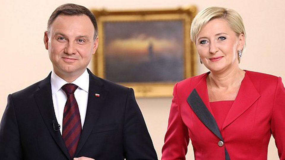 „Nieustającej pociechy z wnucząt”. Życzenia od pary prezydenckiej z okazji Dnia Babci i Dziadka