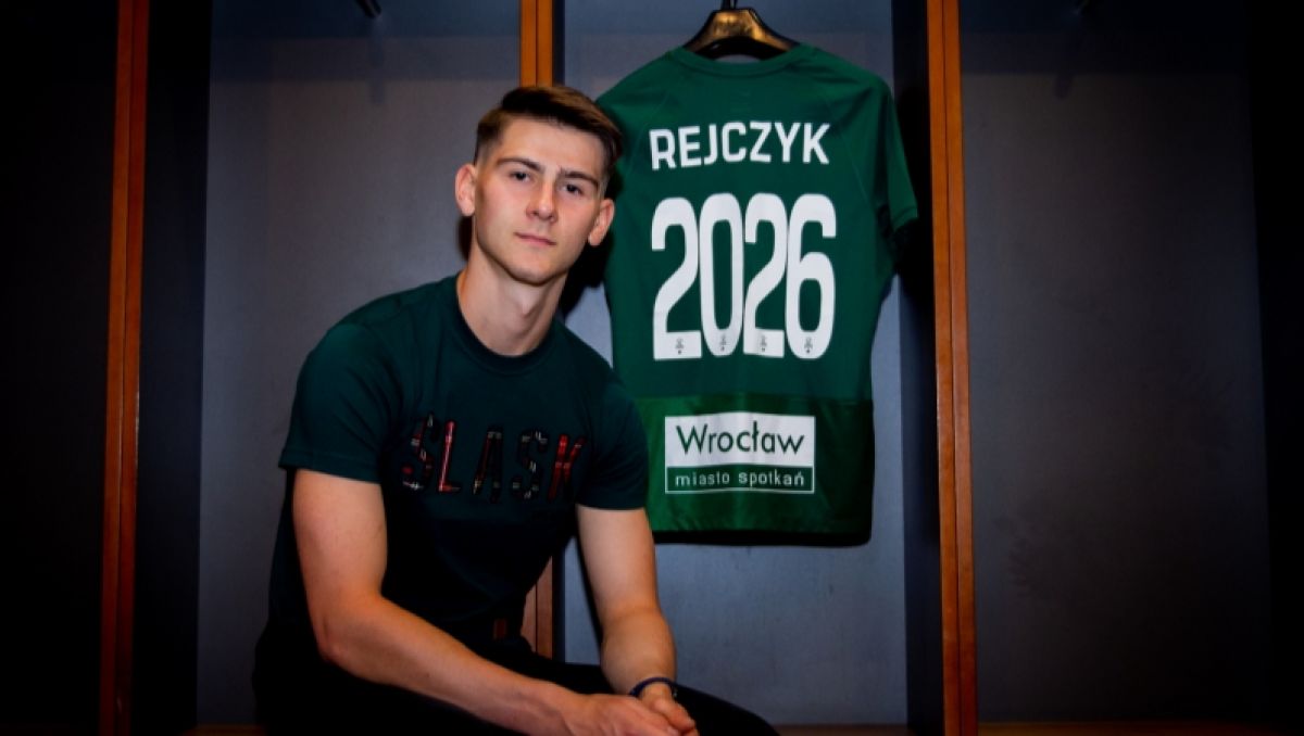 Kolejne wzmocnienie wicemistrza Polski. Filip Rejczyk nowym piłkarzem Śląska Wrocław | TVP SPORT