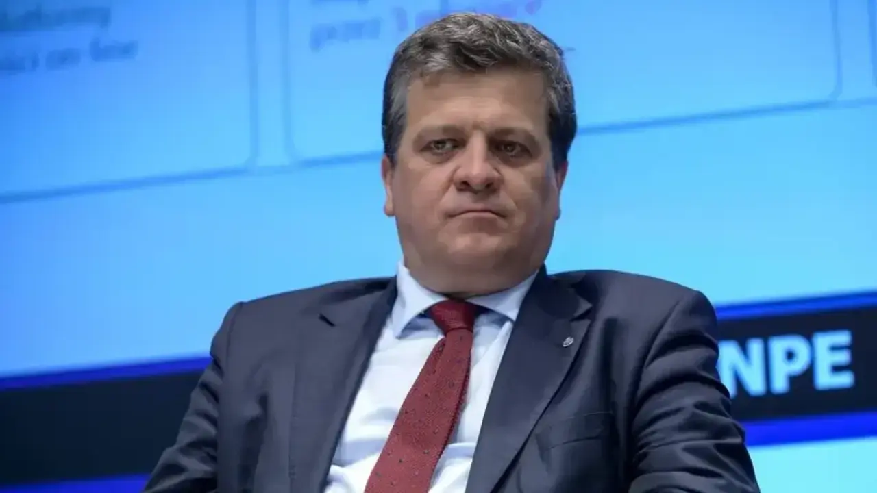 CBA zatrzymało ambasadora Polski we Francji, Jan R. został zwolniony z ...