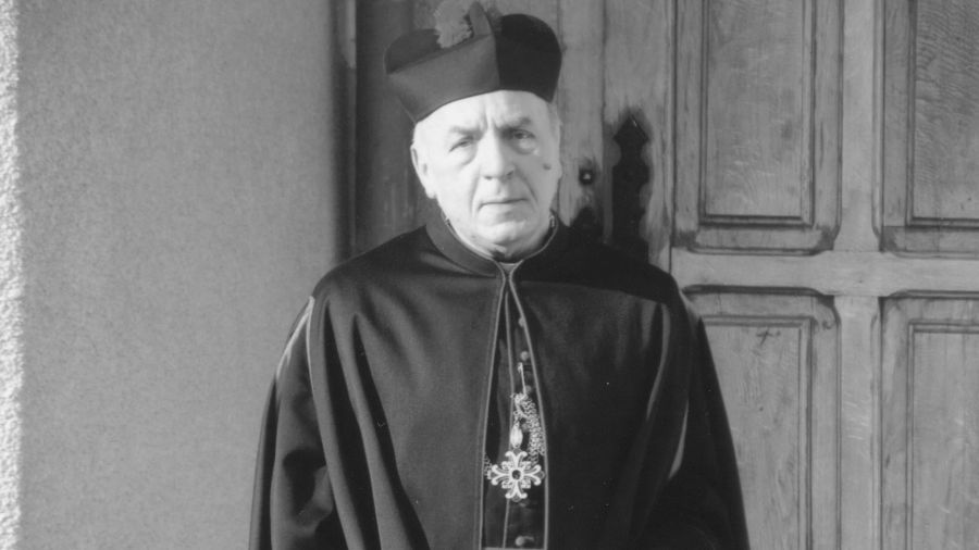 Zmarł ks. kanonik Józef Lipski, dawny proboszcz parafii w Mniszku