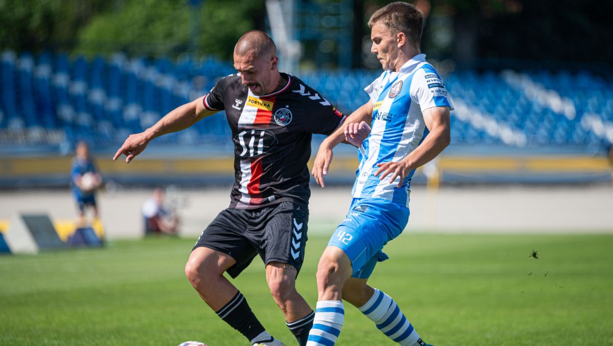 Polonia Warszawa – Znicz Pruszków. Piłka nożna, 1 Liga, 1. kolejka ...