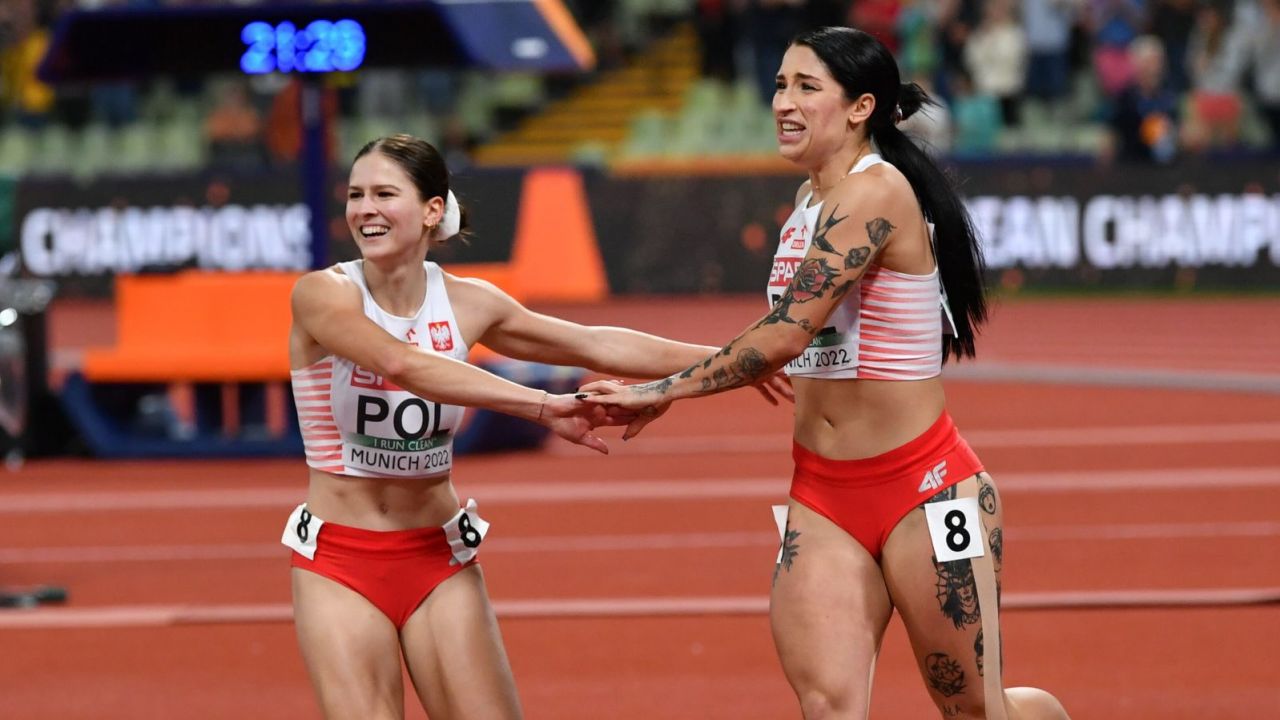 Mistrzostwa Europy w lekkoatletyce. Polska sztafeta 4x100 m kobiet wywalczyła srebrny medal ...