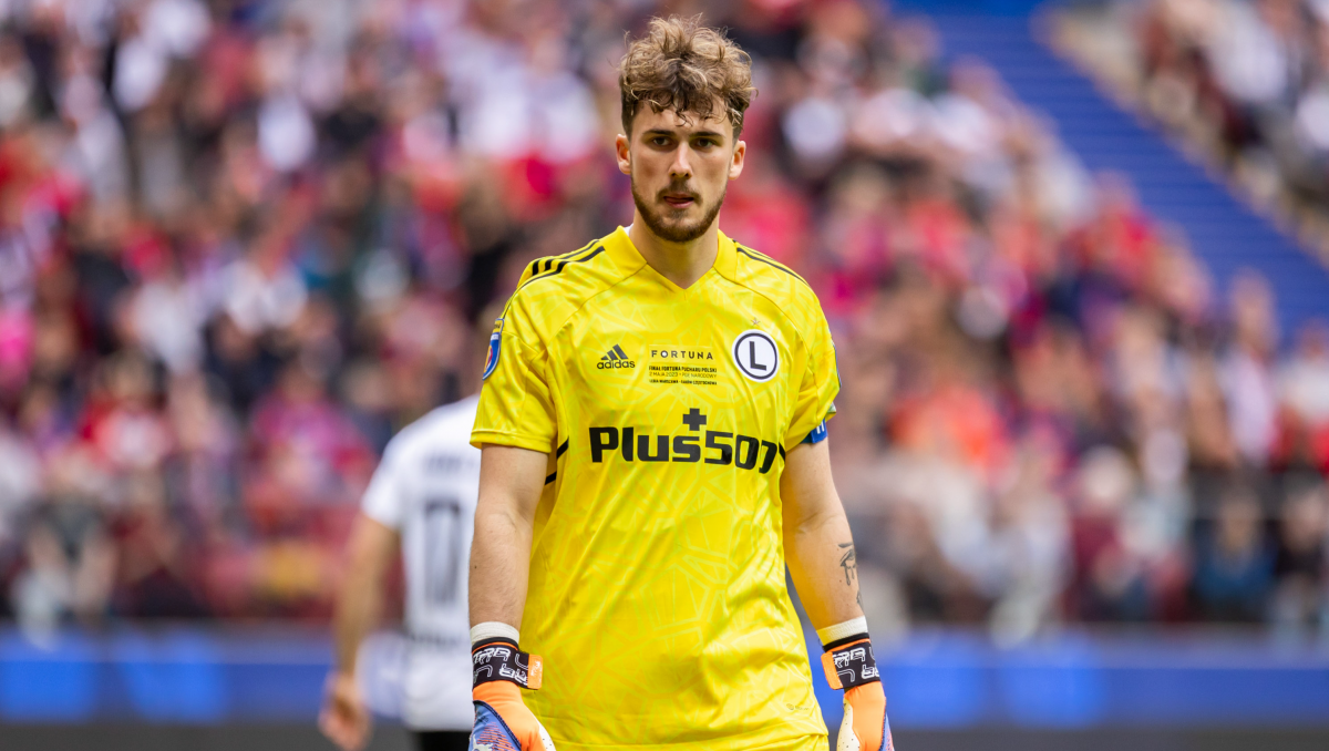 Kacper Tobiasz odejdzie z Legii Warszawa? Interesują się nim znane ...